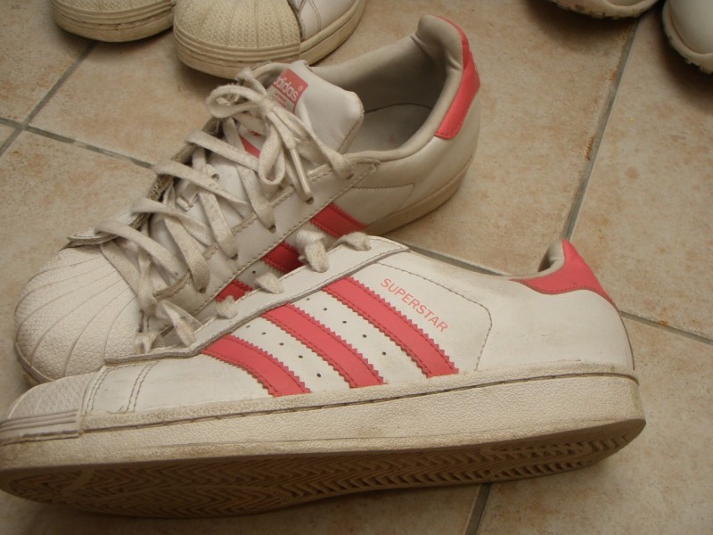 ADIDAS =CSUPERSTAR 3 STRJPS VEL 38 ODLICNE