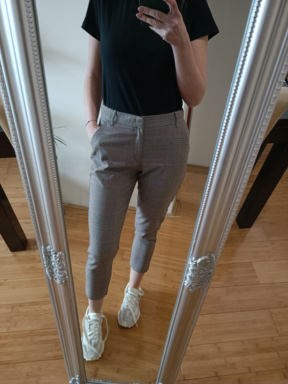 Zara pantalone