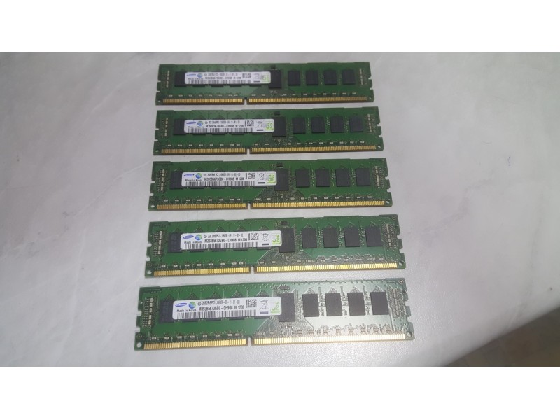 serverske memorije ddr3 10gb 5x2gb ispravne samsung 133
