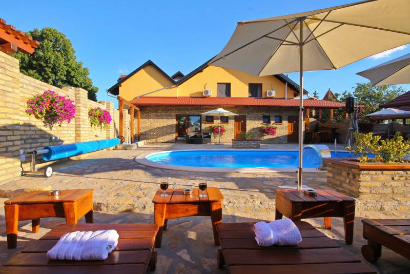 Vila Alexandar wellness&spa Srbija, Palic, već od 12.5eur