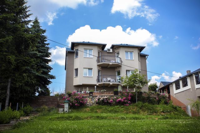 Apartmani, Banja Vrdnik