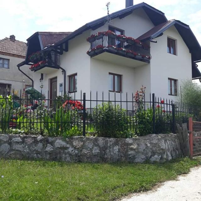 Apartmani, Tripkova