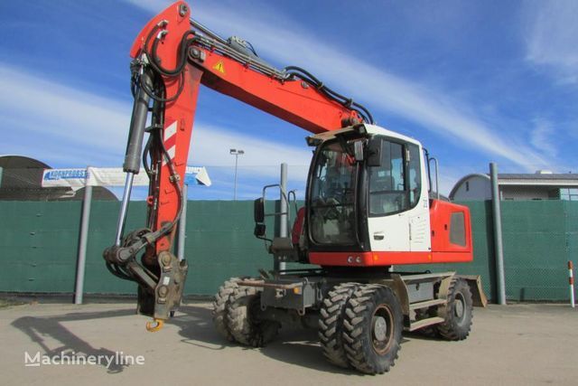 Liebherr A 918 - OilQuick OQ 65 Nr.: 620 bager točkaš