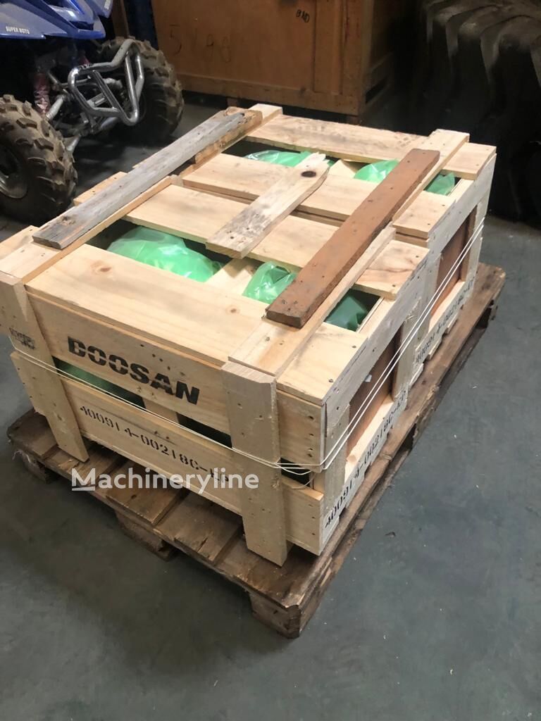 Daewoo SOLAR 225LC-V; SOLAR 340LC-V; DL300; DX225NLC 401-00222B hidraulična pumpa za Daewoo bagera
