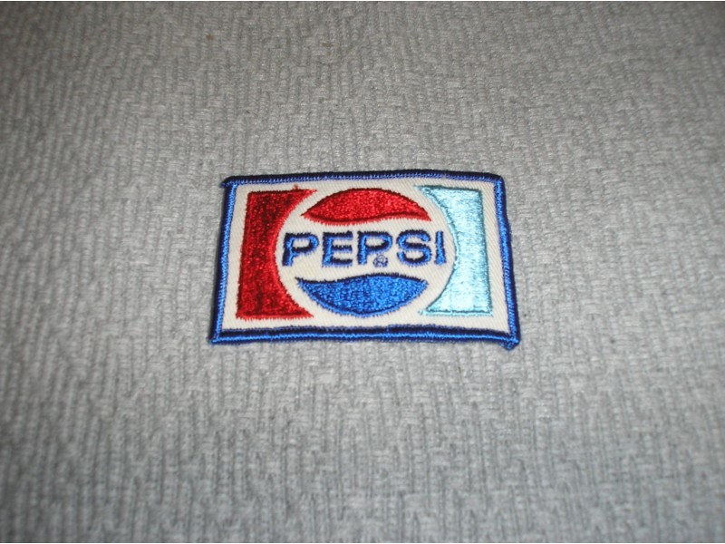 AMBLEM PEPSI-DONET IZ USA-60-TIH-NOVO