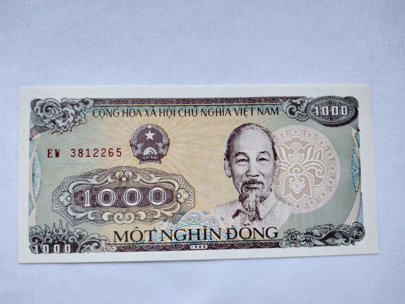 Vijetnam 1.000 dong,1988 god.UNC