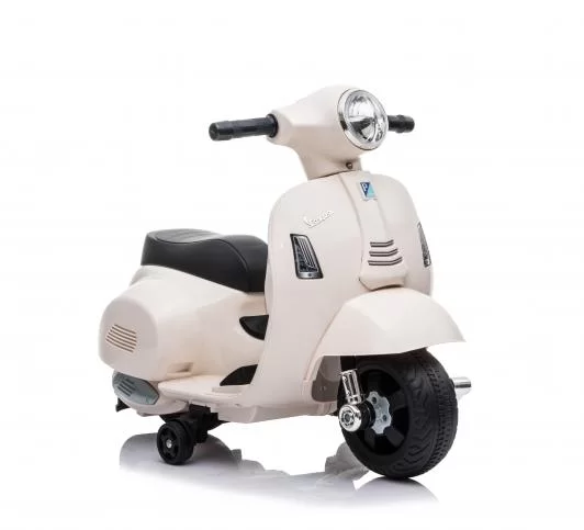 Skuter Vespa beli na akumulator
Skuter Vespa beli na akumulator