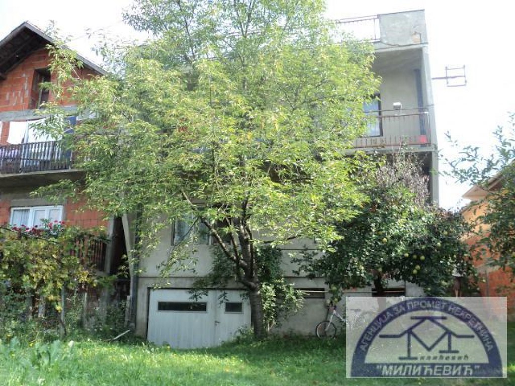Prodaja, Kuća, 220m2 , Bresnica
