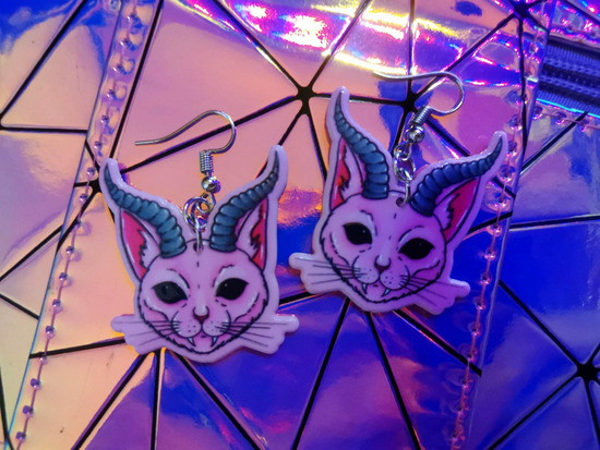 NOVO mindjuse devil cat