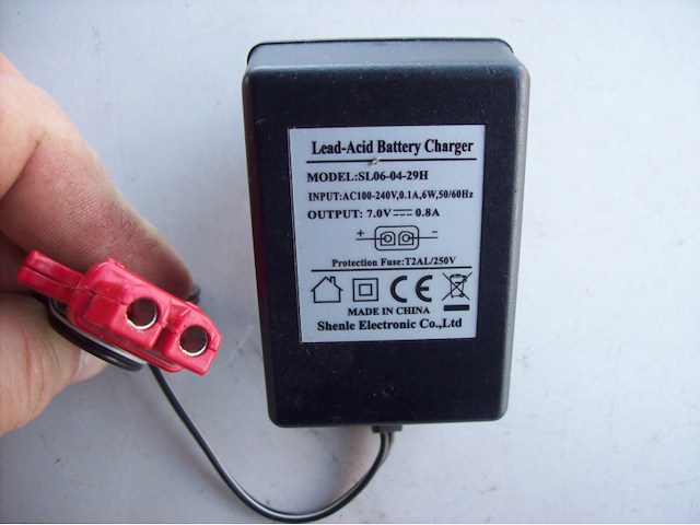 Lead-Acid Battery Charger 7.0V - 0.8A (SL06-04-29H)