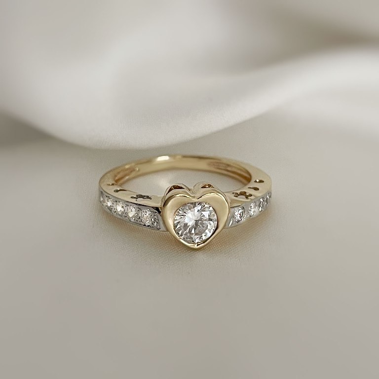 Srce - verenički prsten od žutog zlata sa cirkonima