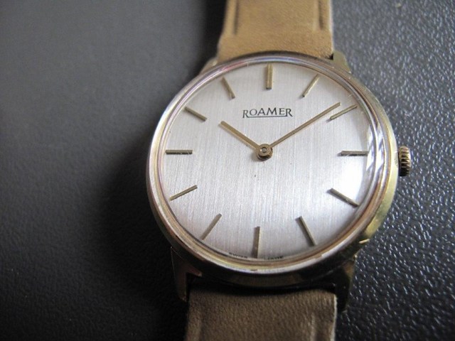 ROAMER - stari pozlaćeni muški ručni sat navijač