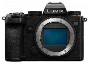 Panasonic Lumix S5