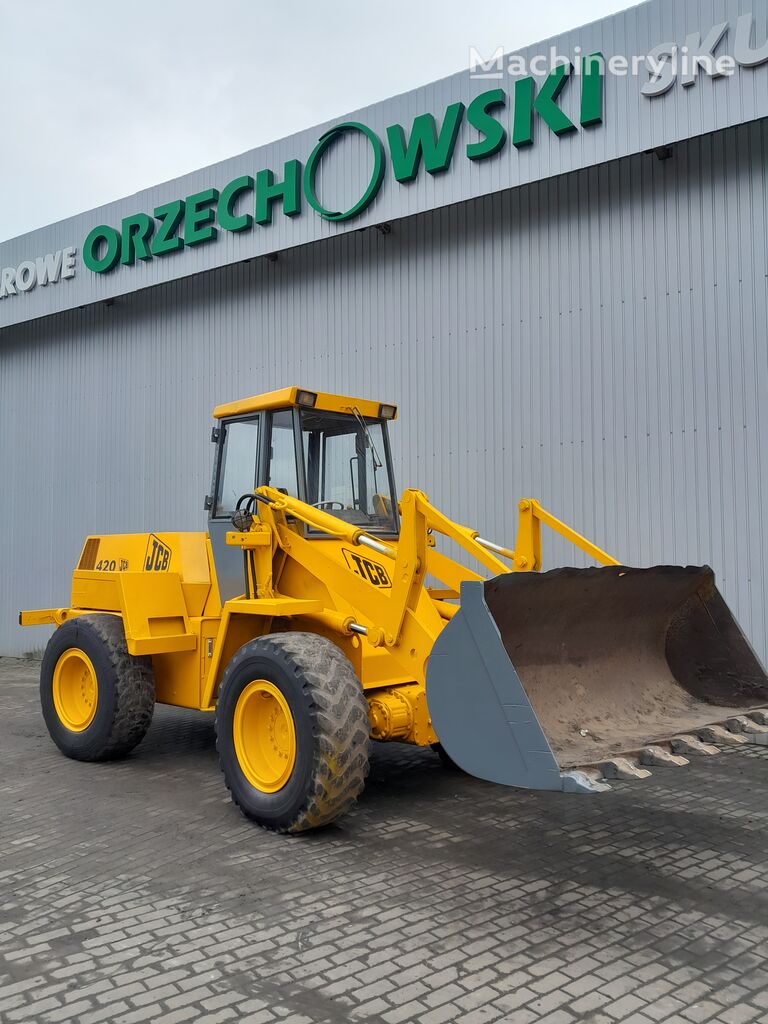 JCB 420 prednji utovarivač