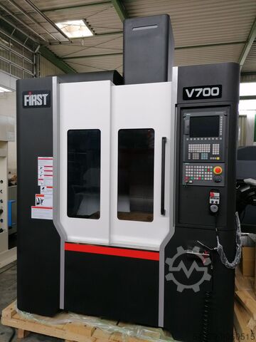 CNC machining centar FIRST V700
FIRST V700