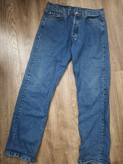 Levis 501 farmerke L/XL SNIŽENO