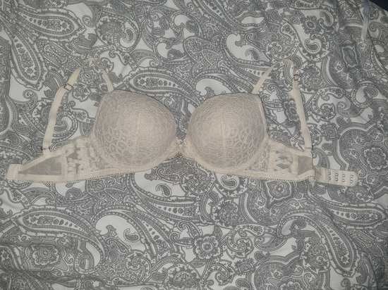 Victoria's Secret 32D