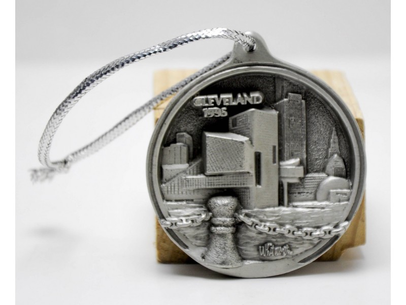 Medalja suvenir iz Cleveland-a Rock&Roll kuće slavnih