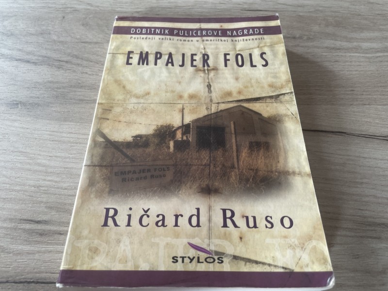 Empajer fols Ricard Ruso