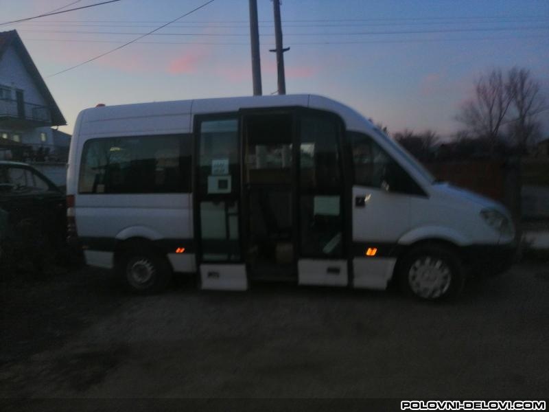 Mercedes Sprinter Kompletan Auto U Delovima