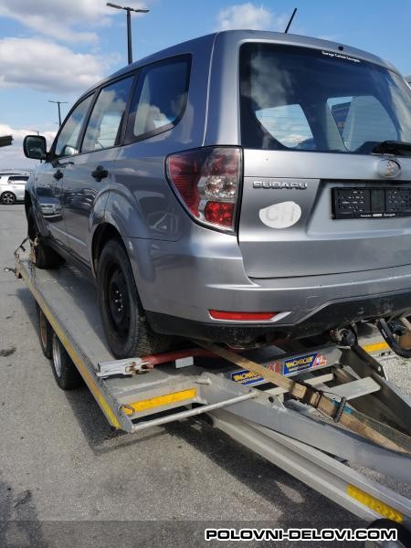Subaru Forester Delovi Kompletan Auto U Delovima