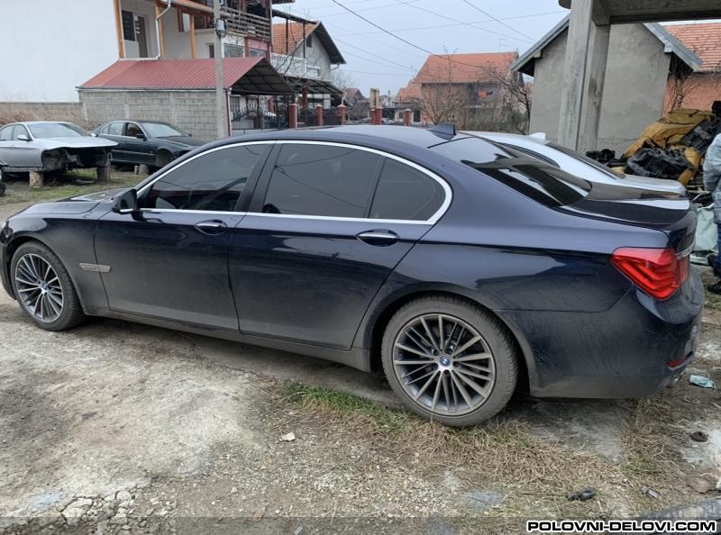 BMW 7 F01 Svetla I Signalizacija