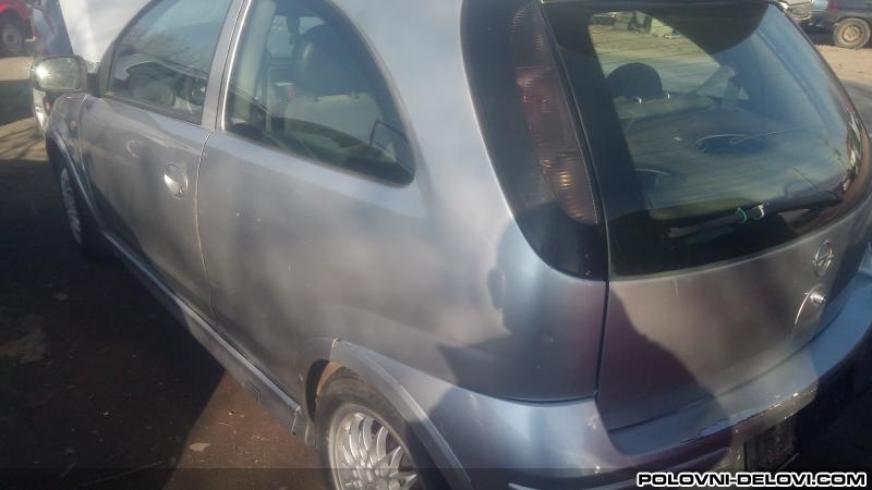 Opel Corsa Kompletan Auto U Delovima