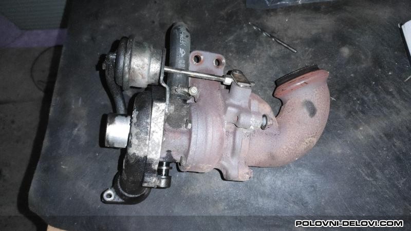 Peugeot 207 1.4 HDI Motor I Delovi Motora