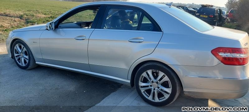 Mercedes E 250 Cdi Kompletan Auto U Delovima