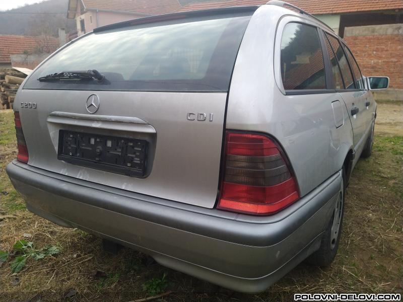 Mercedes C W202 Karavan Kompletan Auto U Delovima