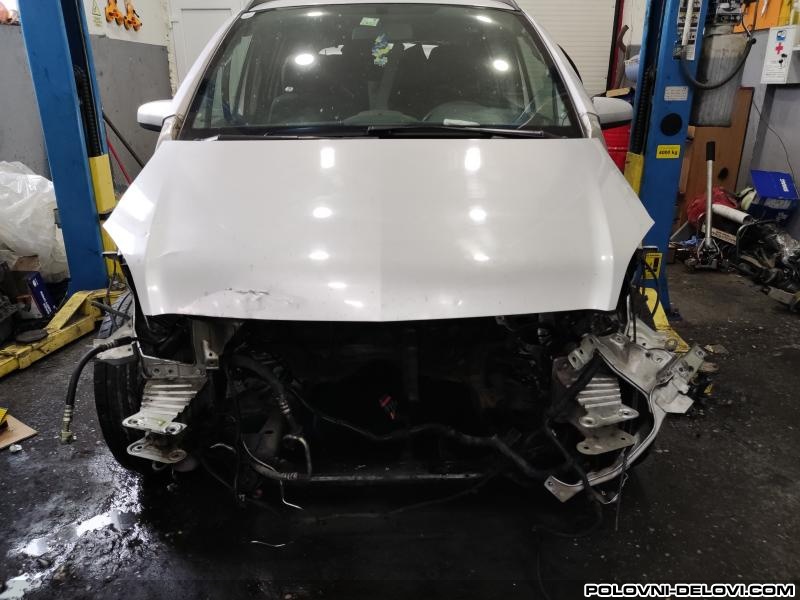 Opel Zafira B Z 157 Kompletan Auto U Delovima