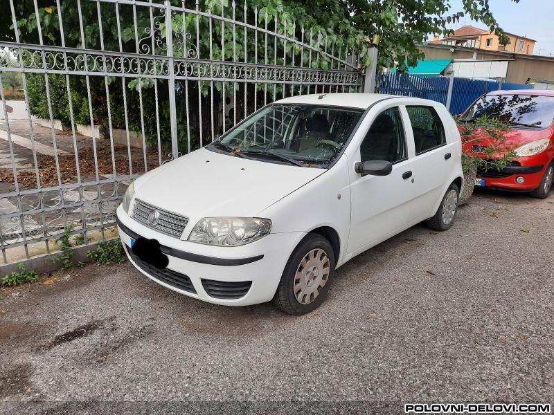 Fiat Punto 2 Punto 3 Kompletan Auto U Delovima