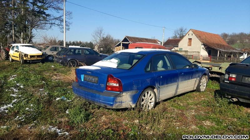 Volvo S80 S40 S60 V70 C30 Kompletan Auto U Delovima