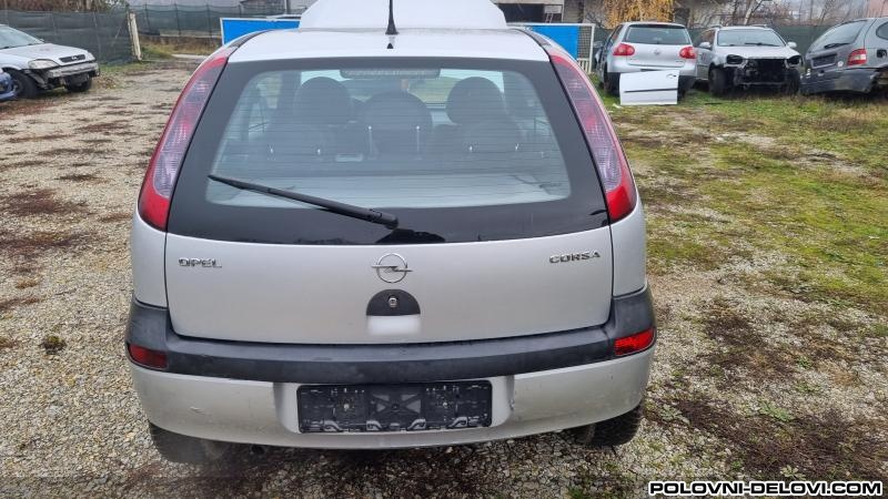 Opel Corsa C 1.0 1.2b Kompletan Auto U Delovima