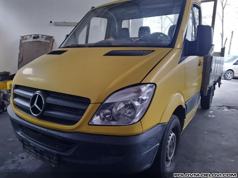 Mercedes Sprinter Farovi Maska Karoserija