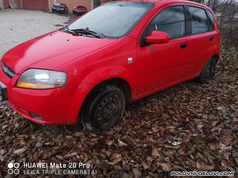 Chevrolet Aveo 1.2b Kompletan Auto U Delovima