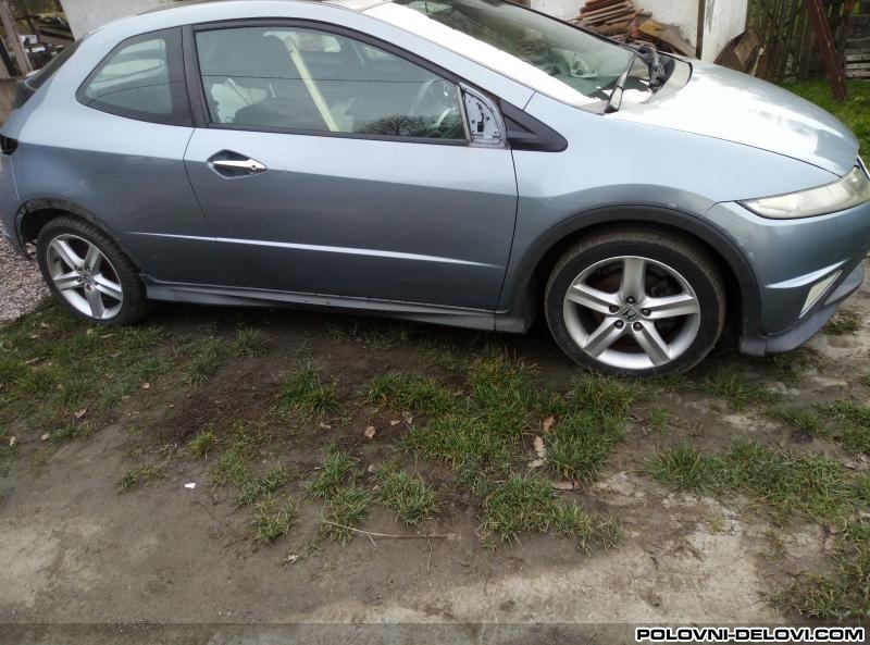 Honda Civic Typi S Kompletan Auto U Delovima