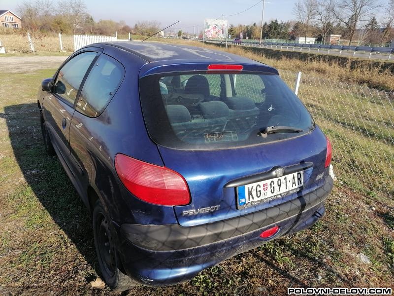 Peugeot 206 Kompletan Auto U Delovima