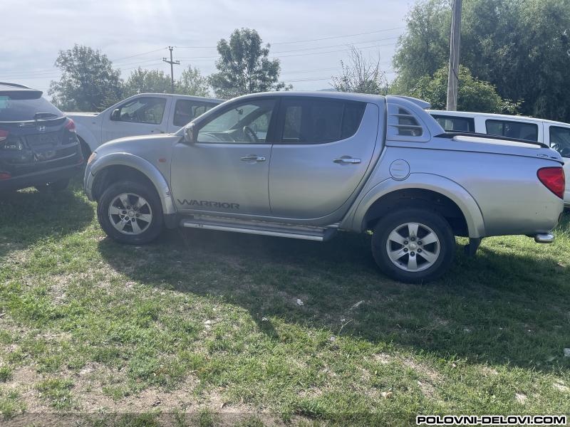 Mitsubishi L200 2.5 Kompletan Auto U Delovima