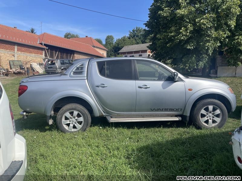 Mitsubishi L200 2.5 Kompletan Auto U Delovima