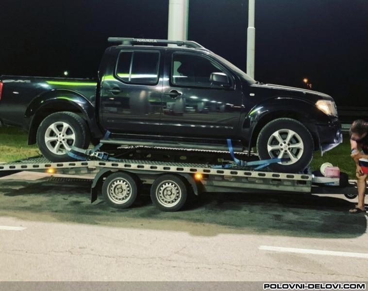 Nissan Navara 2.5 Kompletan Auto U Delovima