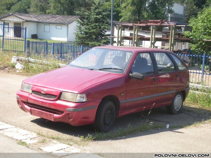 Yugo Florida In L 1.6 PEUGEOT MOTOR Motor I Delovi Motora