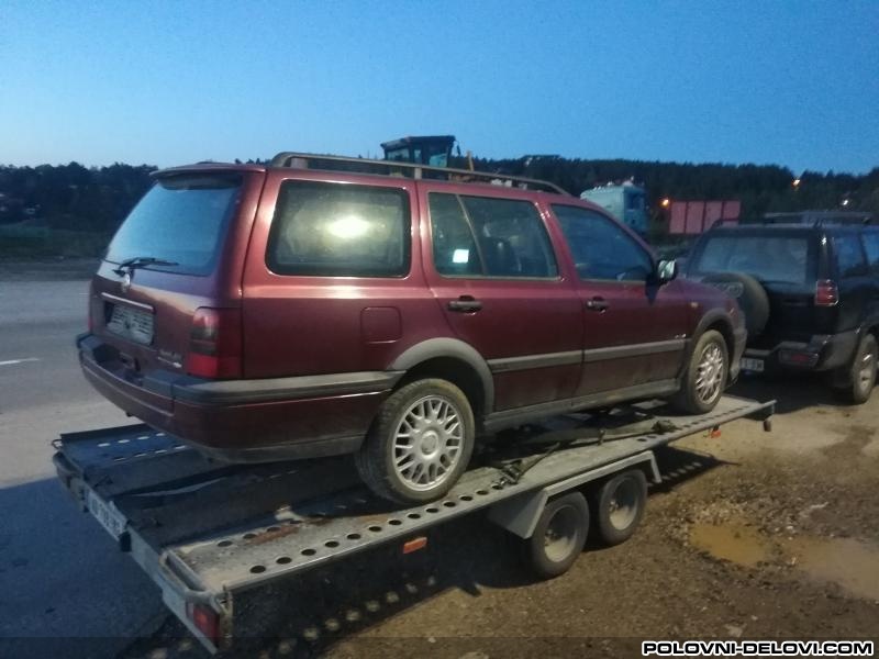 Volkswagen Golf 3 Kompletan Auto U Delovima