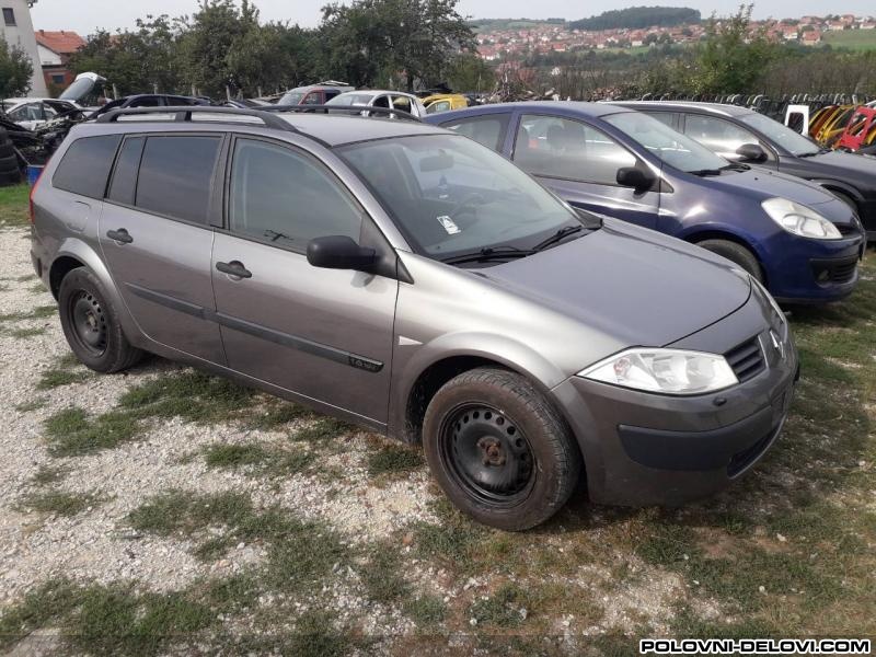 Renault Megane Desno Krilo Karoserija