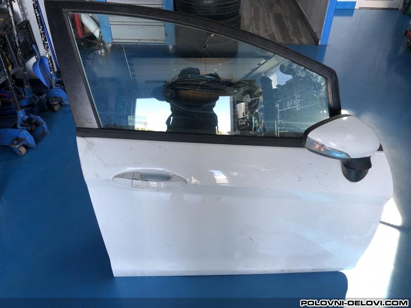 Ford Fiesta Vrata Fiesta 6 Kompletan Auto U Delovima