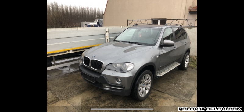 BMW X5 E70 3.0d 235ks Kompletan Auto U Delovima