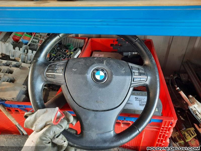 BMW 320 E60 E87 E90 X1 X3 X5 Kompletan Auto U Delovima