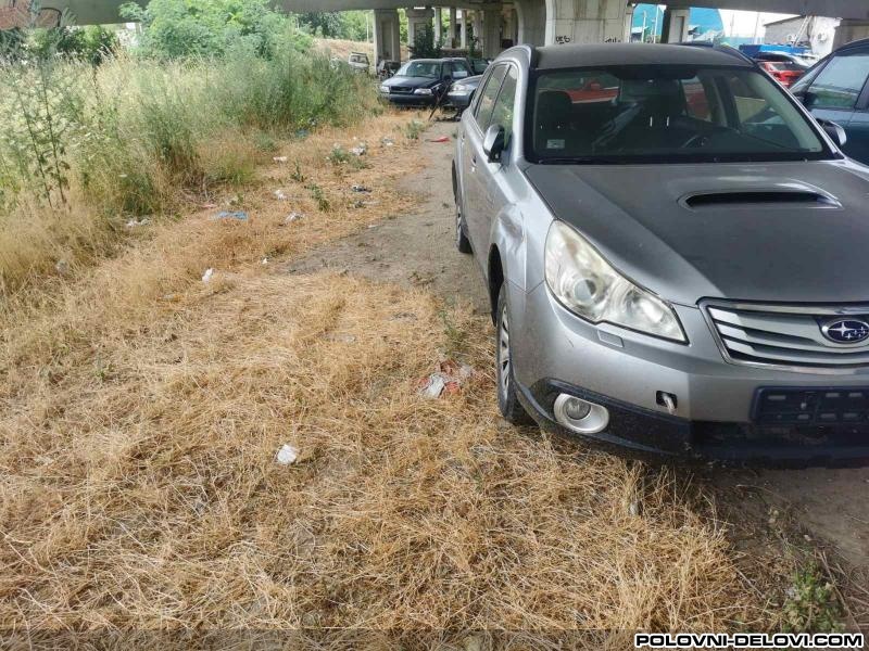 Subaru Outback Kompletan Auto U Delovima