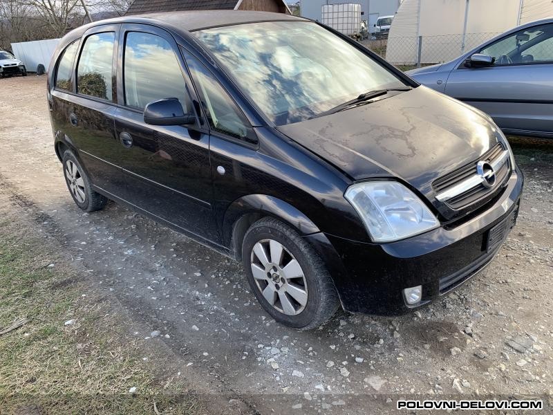 Opel Meriva Desna Vrata Karoserija