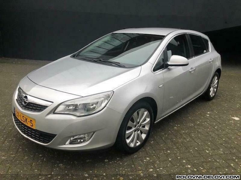 Opel Astra J 1.3 Cdti Kompletan Auto U Delovima